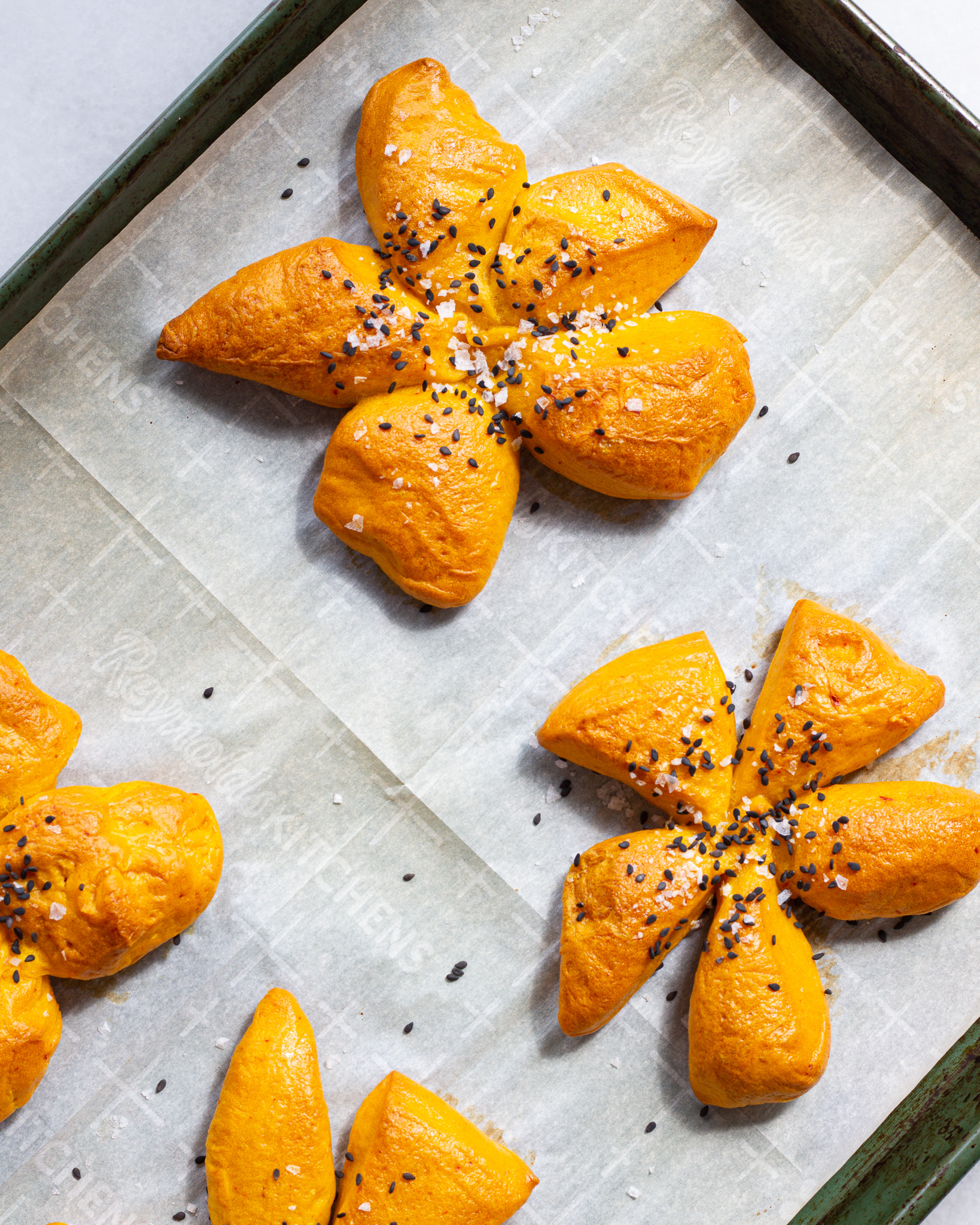 Saffron Bagels - Justine Doiron